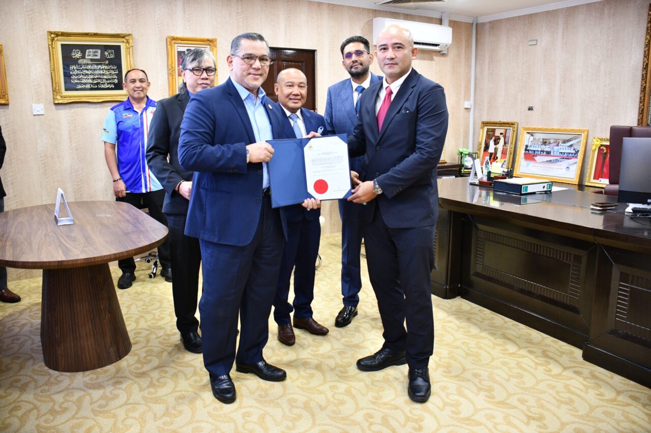 Setinggi-tinggi tahniah kepada YB. Tuan Syed Ahmad Syed Abas | Lembaga ...